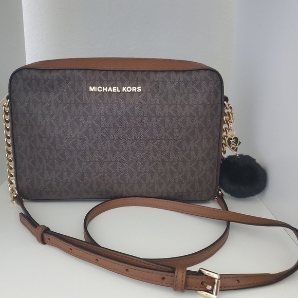 Michael Kors | Bags | Michael Kors Brown Crossbody | Poshmark